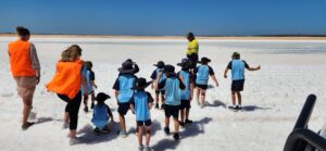 Home - Useless Loop Primary School