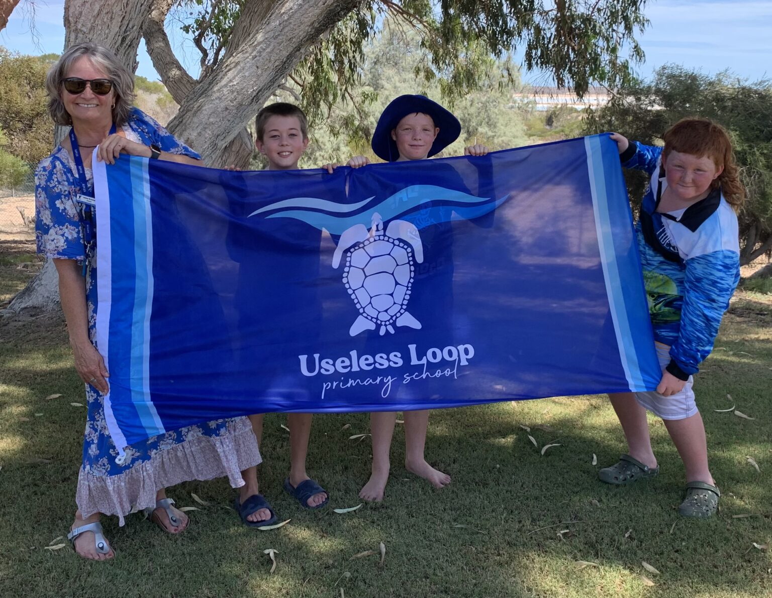 Home - Useless Loop Primary School