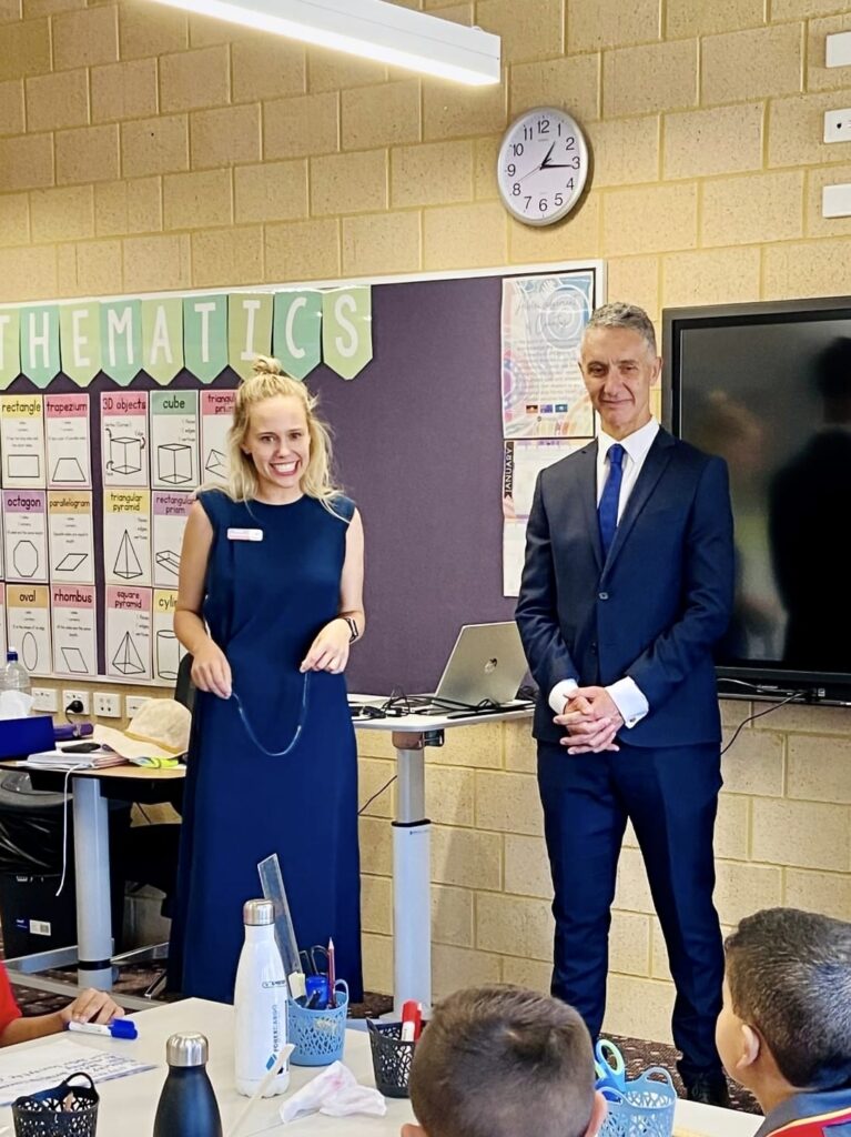 Meet Our Staff - Useless Loop Primary School